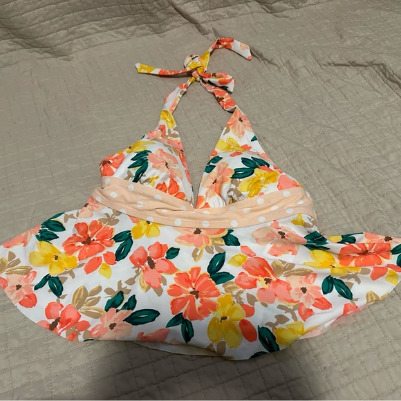 Swim | Nwt Floral Swim Top | Poshmark
